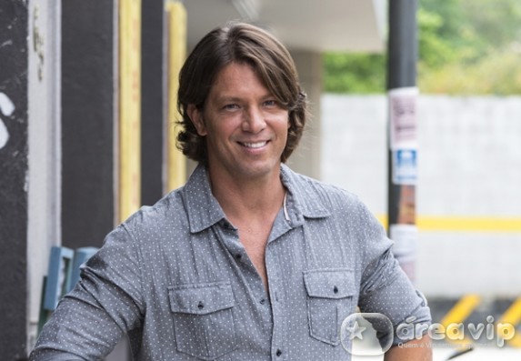 Mário Frias entra com ação trabalhista contra a Record - Portal Área VIP