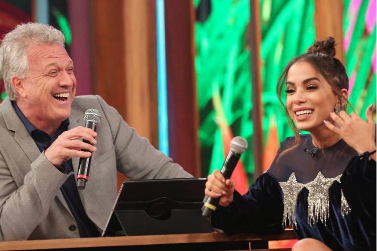 Anitta canta com Pedro Bial no "Conversa" - Veja o dueto! - Portal Área VIP