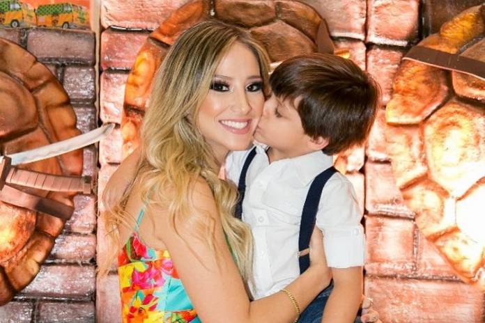 Fãs comentam semelhança entre Bernardo e o cantor Cristiano Araújo ...