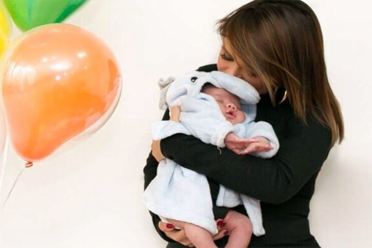 Filho de 1 mês da assistente de palco de Ratinho, Valentina Francavilla ...