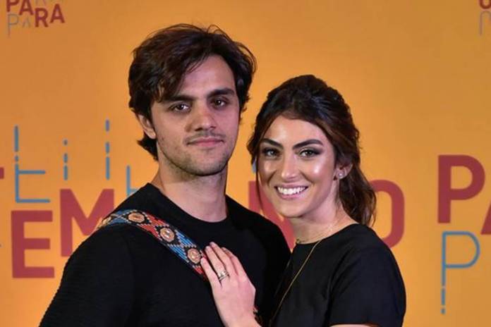 Felipe Simas completa 26 anos e ganha declaração da esposa - Portal ...