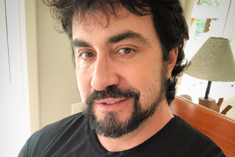 Padre Fábio De Melo Reflete Sobre Traição Você Irá Agradecer Área Vip