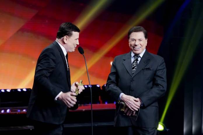 Roberto Cabrini comemora 10 anos do 'Conexão Repórter' em programa ...