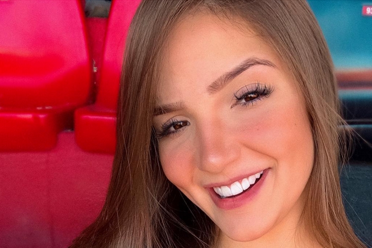 Anna Livya, a Menina Fantasma das pegadinhas, está namorando com famoso ...