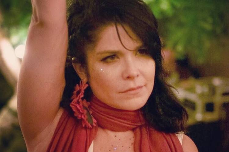 Samara Felippo exibe barriguinha e reflete sobre autoaceitação - Portal ...