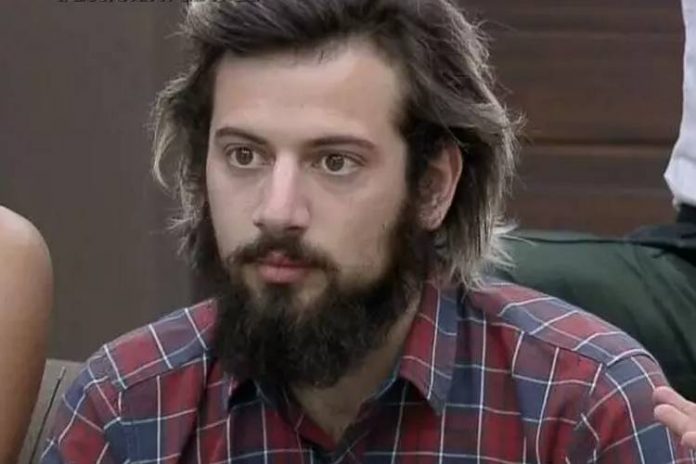 A Fazenda 12: Cartolouco assume bissexualidade e revela detalhes ...