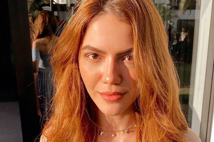 Sarah Poncio é internada às pressas e preocupa internautas - Área VIP