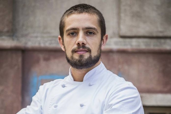 Ator Rafael Cardoso é vítima de acidente de moto no Rio de Janeiro ...