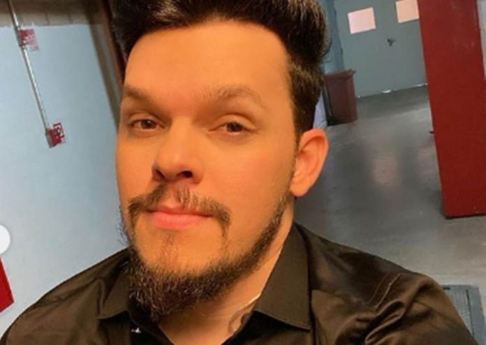 Sertanejo Thiago Costa passara pro nova cirurgia após acidente - Área VIP