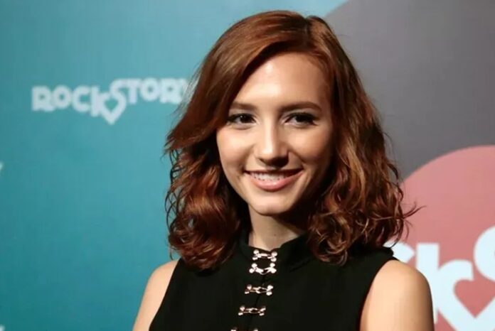 Lorena Comparato, atriz de Rensga Hits, sofre acidente