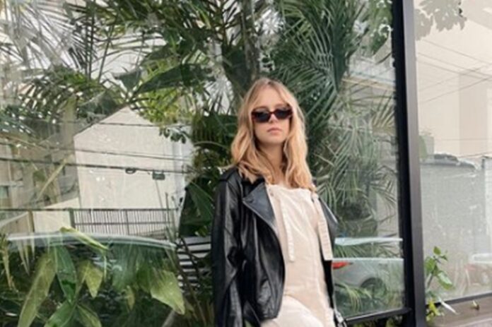 Isa Scherer fala sobre maternidade real e mostra barriga, um mês após o ...