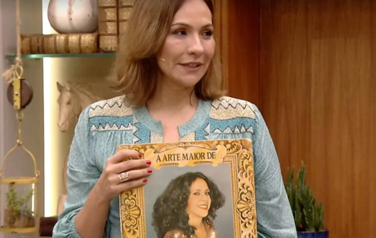 Maria Beltrão, no 'É de Casa', se emociona ao falar sobre Gal Costa ...
