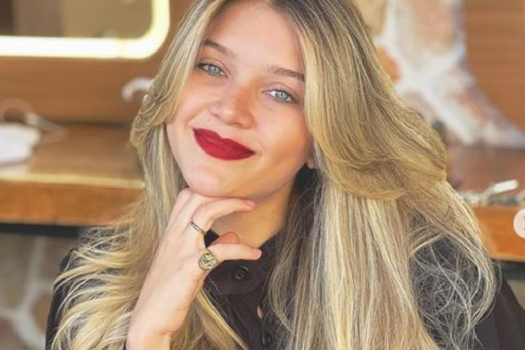 Lyandra Costa comove com despedida: "nunca vou esquecer" - Portal Área VIP