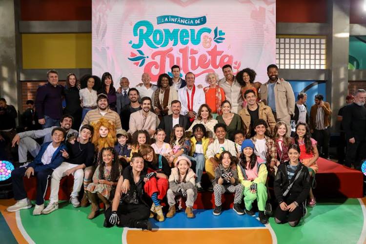 Antonio Forjaz exalta parceria entre Prime Video e SBT na coletiva de 'A Infância de Romeu e ...