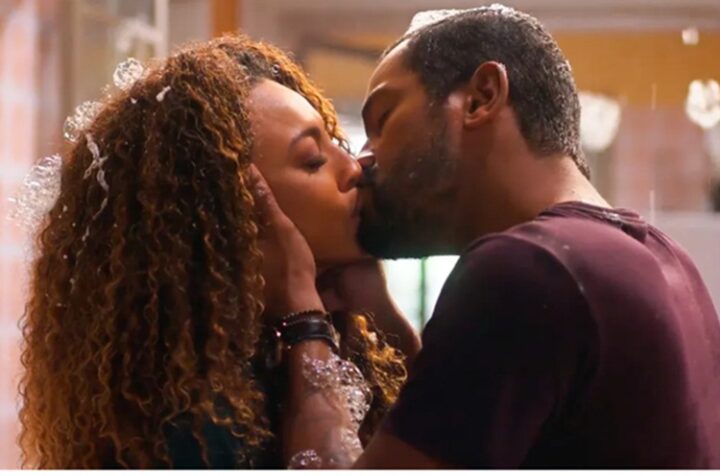 Vai na Fé: Sol e Ben se entregam ao amor e se beijam após 20 anos - Portal Área VIP