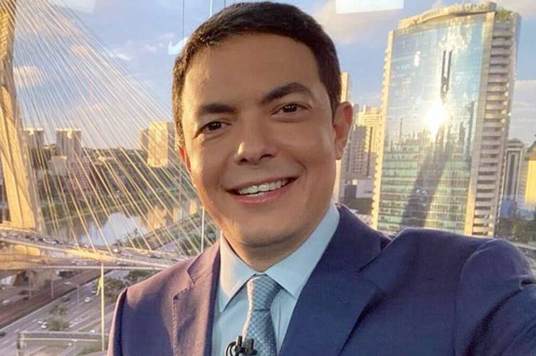 Alan Severiano celebra os 40 anos do 'SP1' na Globo: "muito feliz"
