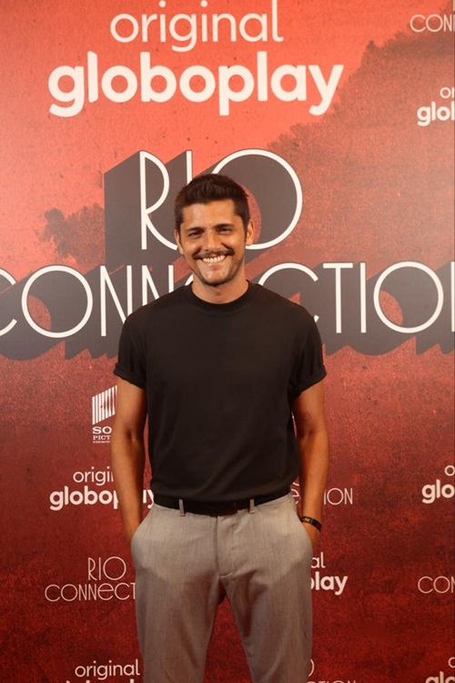 Elenco de Rio Connection aponta desafio de gravar série em outro idioma ...