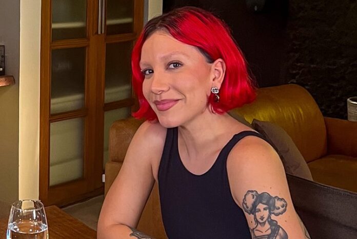 Priscilla some das redes sociais após divulgar novo trabalho e web ...