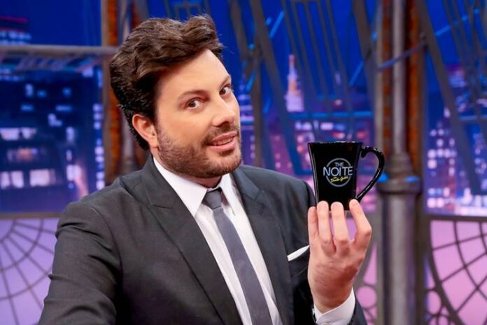 Danilo Gentili confirma permanência no SBT em 2025: "Pode ter certeza" - Portal Área VIP