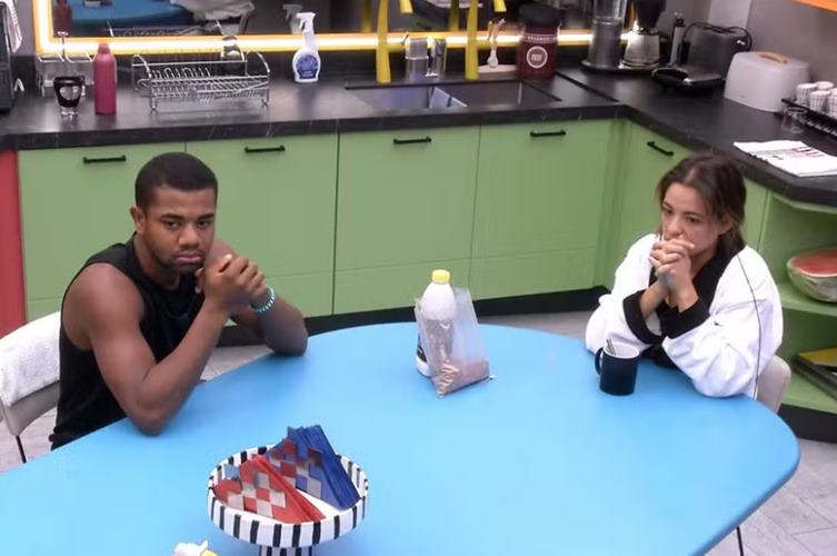 No BBB24, Davi fala sobre formação dos grupos com Beatriz: ''Somos ...