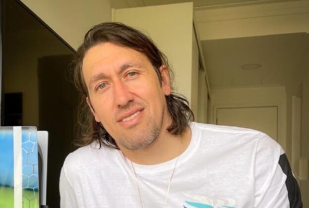 Adeus Corinthians? Cássio recebe proposta de gigante do futebol ...