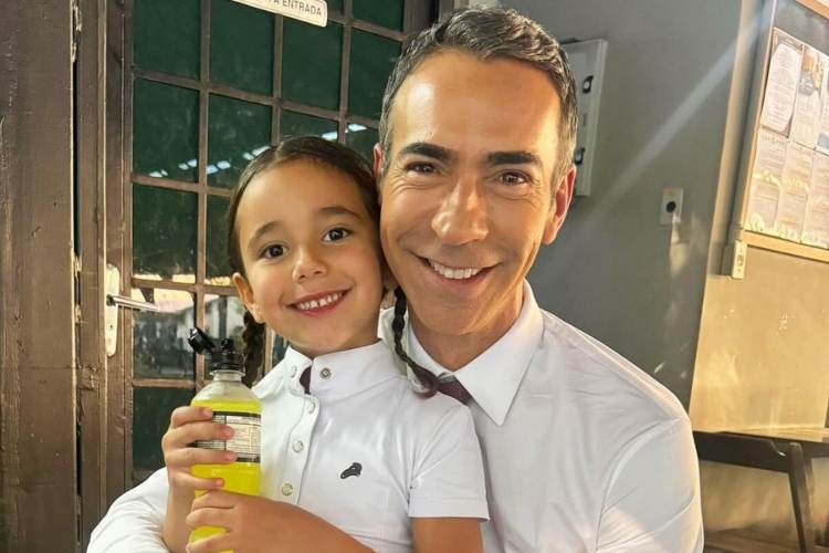 Cesar Tralli exibe clique fofo com a filha Manu após o 'Jornal Hoje' e ...
