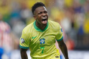 Vini jr revela a quem dedicou beijo após gol contra a Coreia do Sul ...