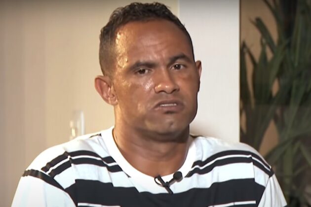 Nova profissão? Bruno, ex-goleiro do Flamengo, surge entregando móveis ...