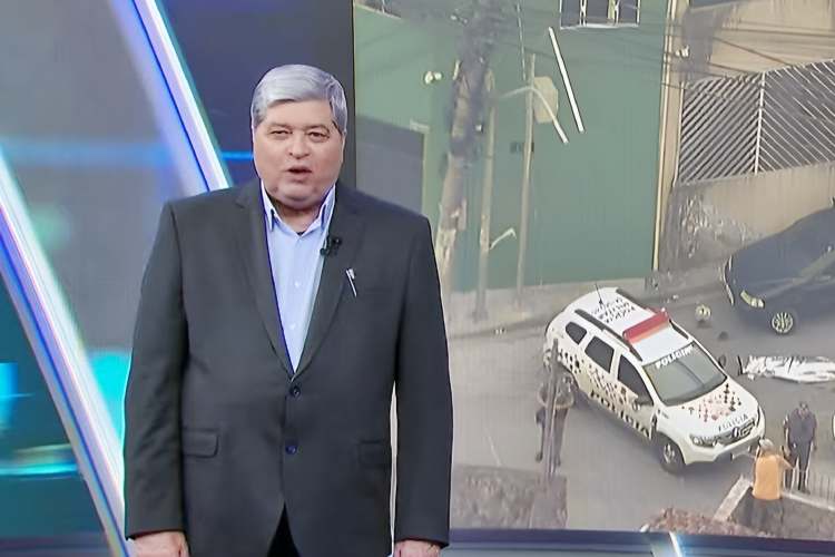 Datena comete deslize ao vivo no 'Tá Na Hora' e troca nome do 'SBT ...