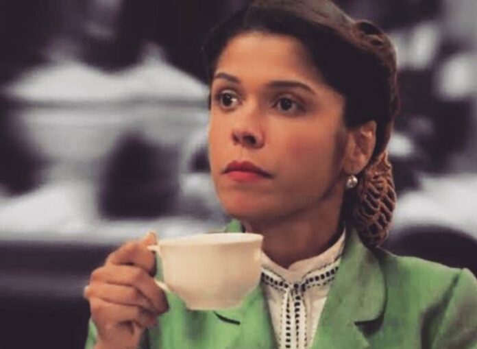 Maria Carol Rebello se emociona ao falar da volta em ‘Êta Mundo Melhor ...