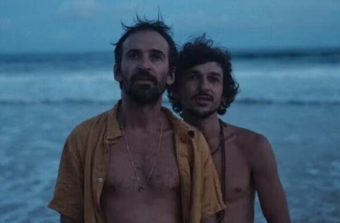 Júlio Andrade e Ravel Andrade vivem pai e filho em série - Portal Área VIP