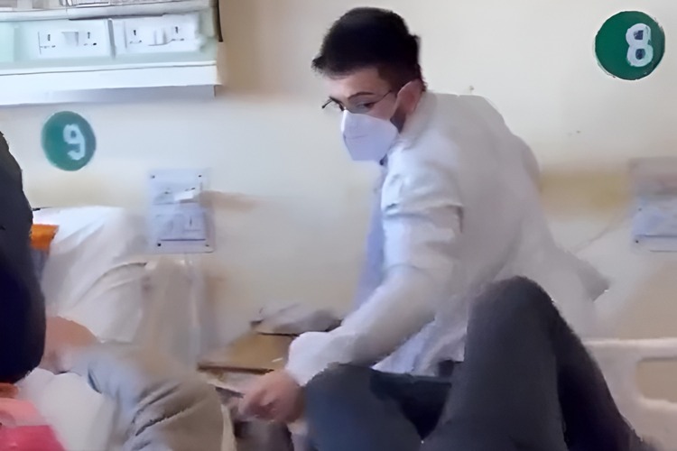 Médico é flagrado agredindo paciente dentro de Hospital - Portal Área VIP