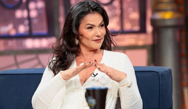 Suzana Alves quebra o silêncio sobre a Tiazinha: "Eu me arrependo ...