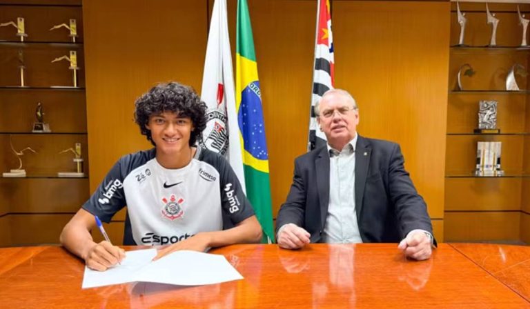 Zagueiro de 17 anos agrada Diniz e pode vira salvação do Corinthians ...
