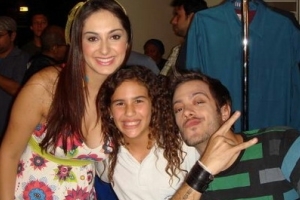 Filha de Didi, Lívian Aragão, posta foto em seu blog com Max e Fran ...